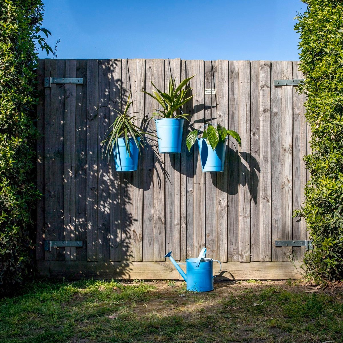 White Knight Rust Guard Golden Yellow Gloss Epoxy Enamel Spray Paint 3 ...