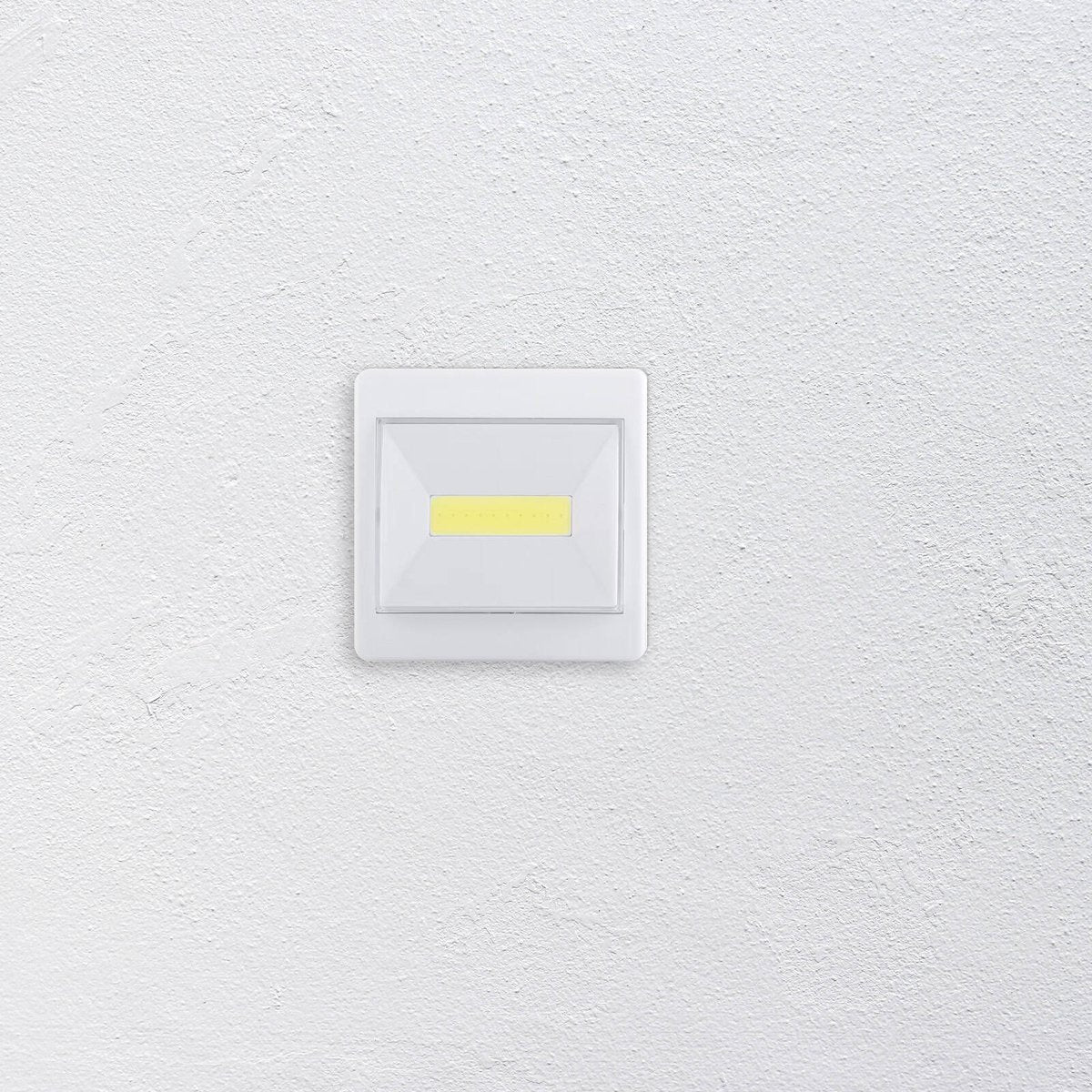 Click LED Light Switch - 100 Lumens - Compact White - Battery Powered ...